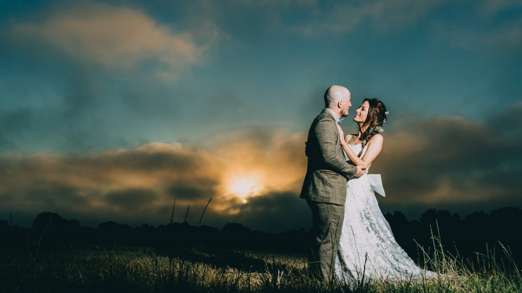 Contact - Abraham Photography - Hull Wedding Photographer